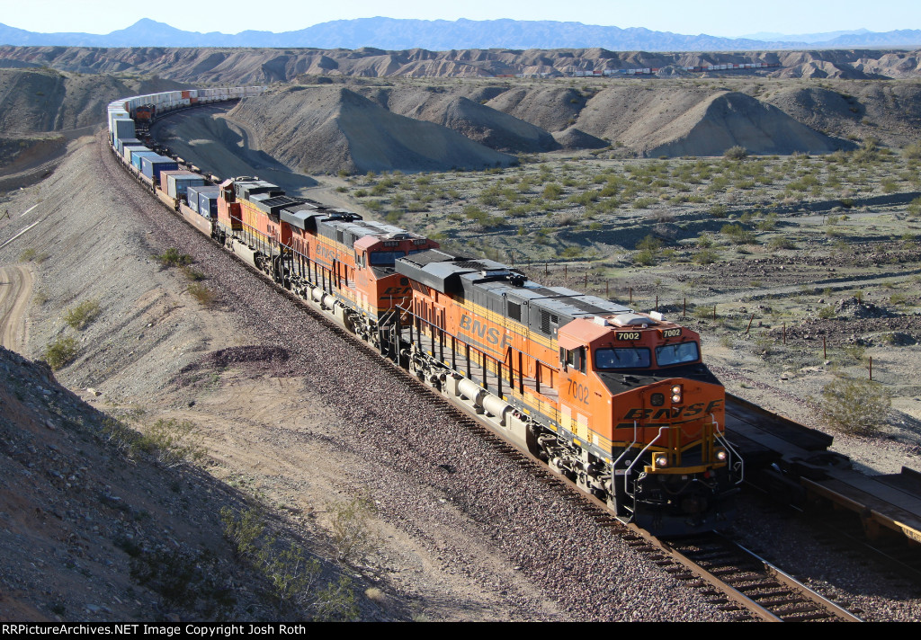 BNSF 7002, BNSF 6694 & BNSF 4915